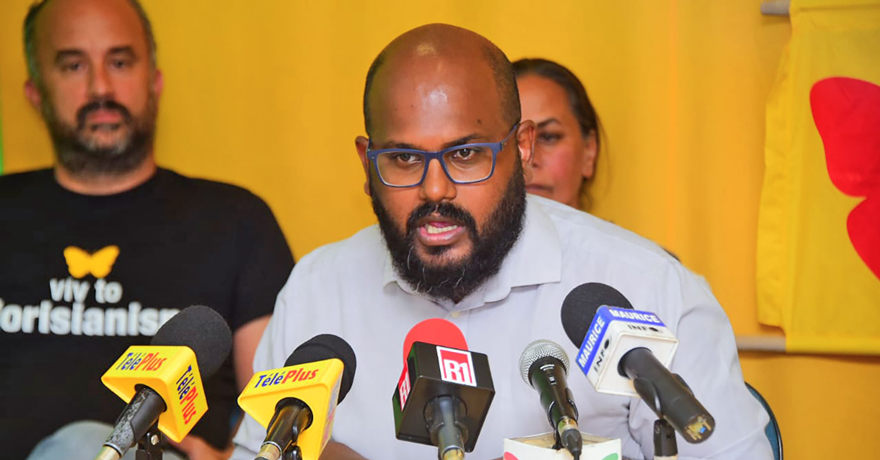 Kugan Parapen : «Quelle est la relation entre la Silver Bank et le ...